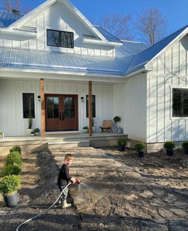 Benjamin Moore Feather Down OC-6: Review & Inspirations