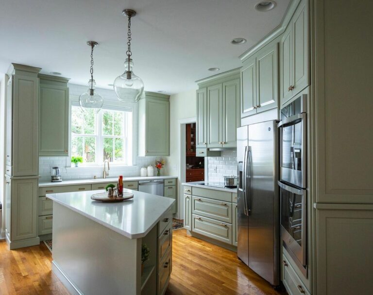 Benjamin Moore October Mist 1495: Review & Inspirations